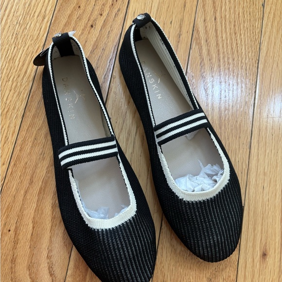 Danskin | Shoes | Danskin Black And Whitemary Jane Flats With ...